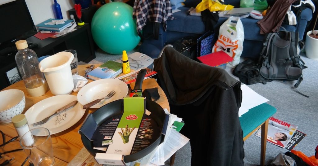 5 Ugly Truths Your Cluttered Life Reveals About You