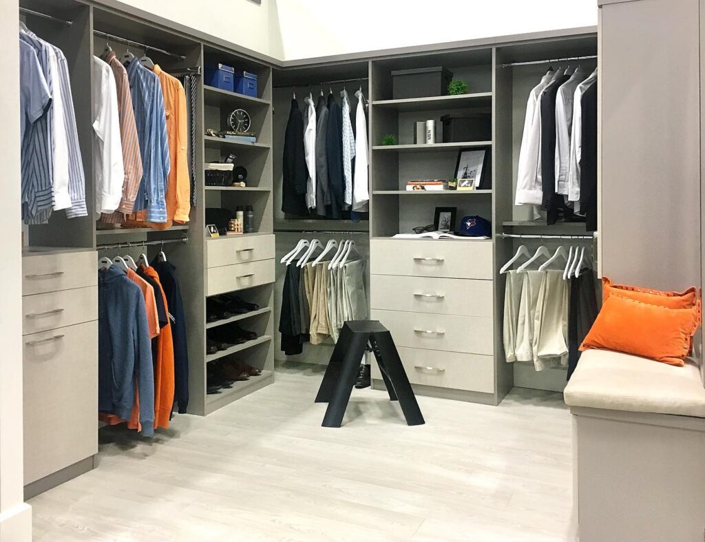 Seasonal Closet Organization Ideas for All 4 Seasons